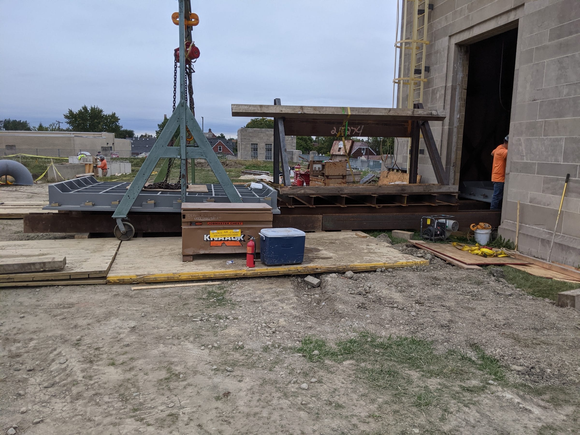 GLWA Springwells WTP SEd Basins Sluice Gates, Guides, and Hoists - Kokosing